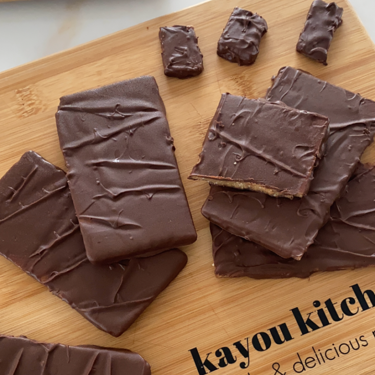 Easy Daim Bars recipe (perfect for vegetarian, vegan & halal!)